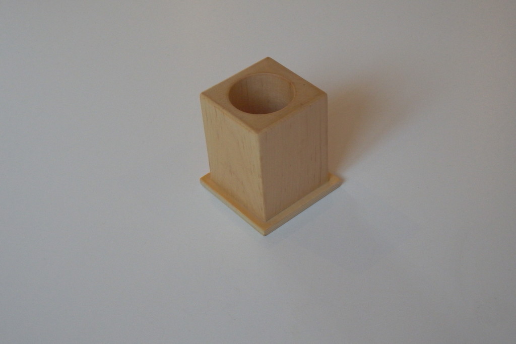 Single pencil holder natural timber | Montessori Pre-School Supplies